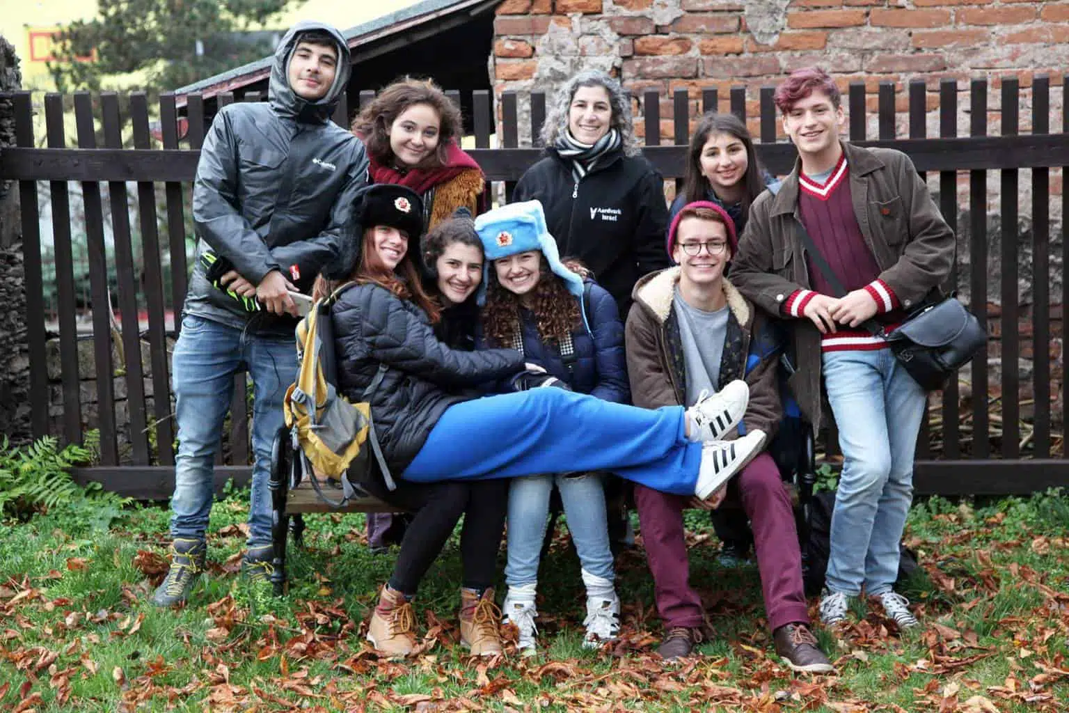 Kolin Synagogue Yard - Aardvark Israel